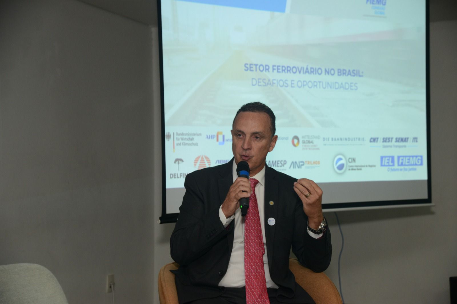 Vice-presidente extraordinário da NTC&Logística, Adalcir Ribeiro Lopes ...